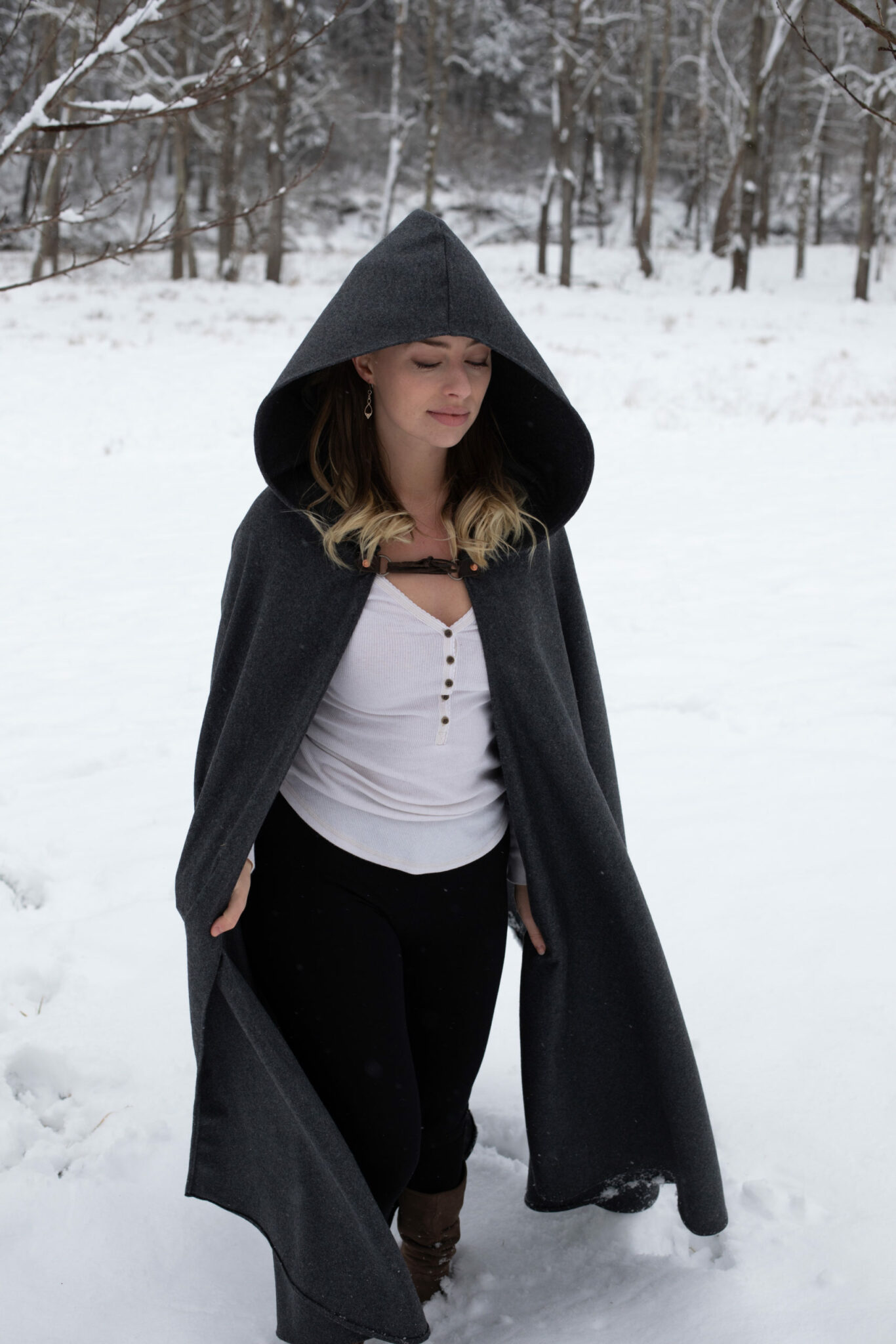 Cloak in the Snow - Reference Pictures